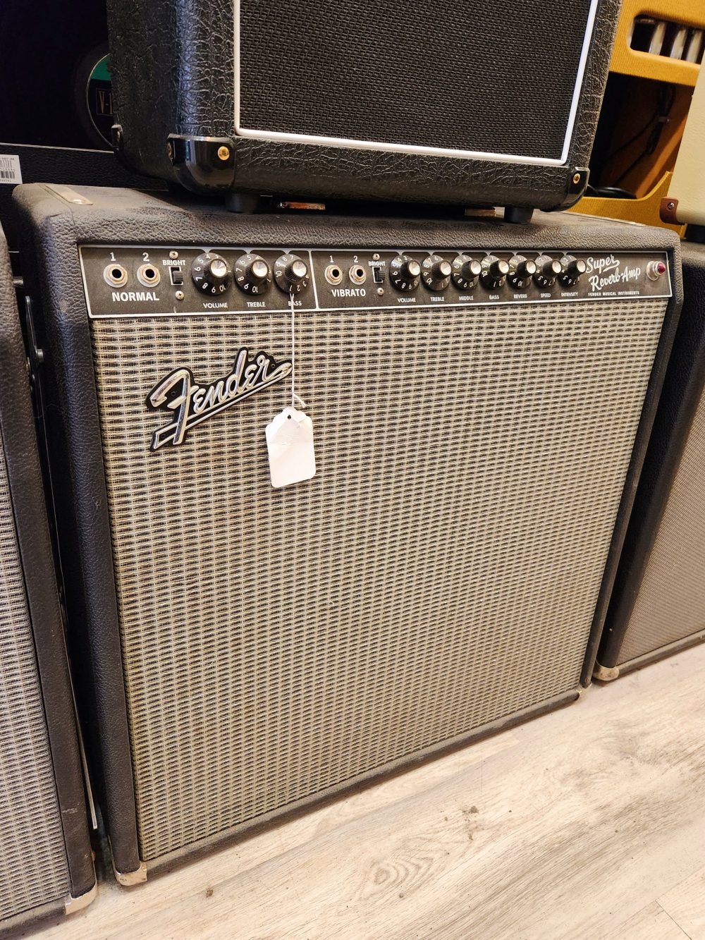 Fender '65 Super Reverb Reissue - Spaceman Music