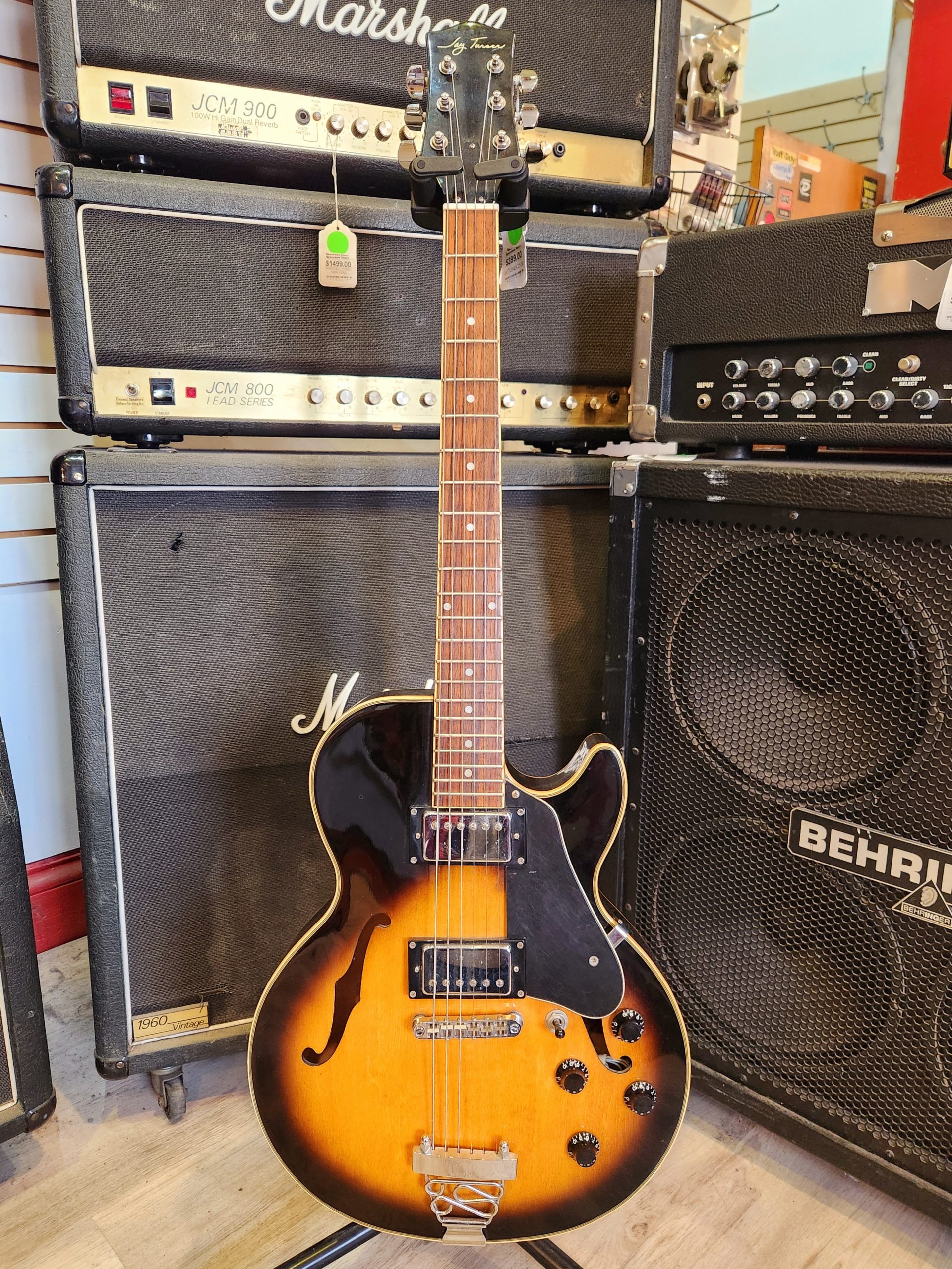 Jay Turser JT-134 - Spaceman Music