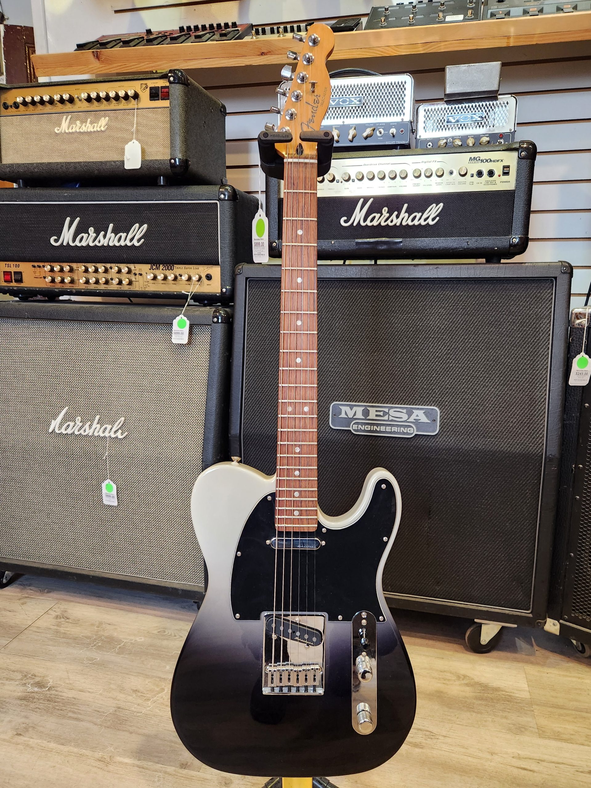 Fender Player Plus Telecaster - Spaceman Music